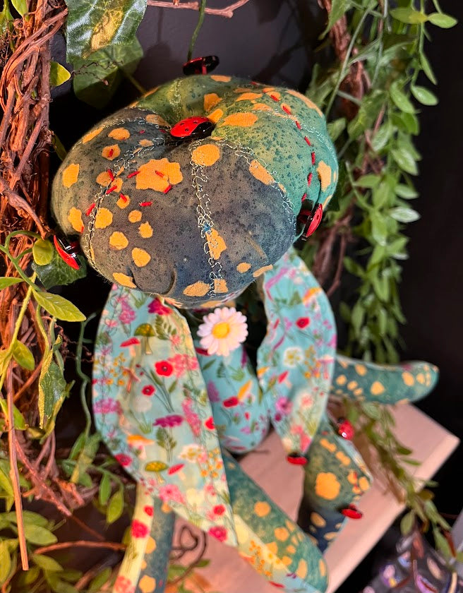 Ladybug Love Stitchpunk – Floppy Cat Creations